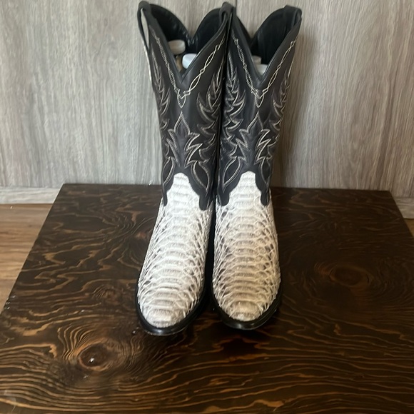 cavenders | Shoes | Cavenders Mens Black And Lamesa Natural Python R ...